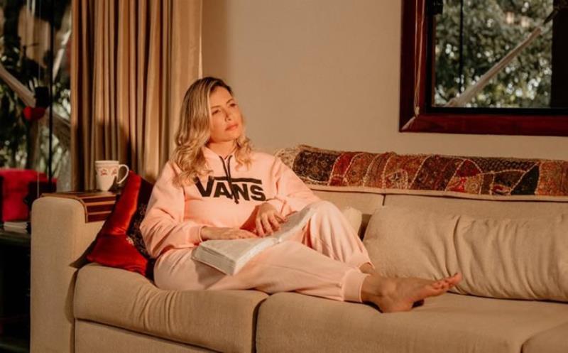 Cantora Elionora Chaves anuncia o single “Tão Ela” e reafirma a real ...